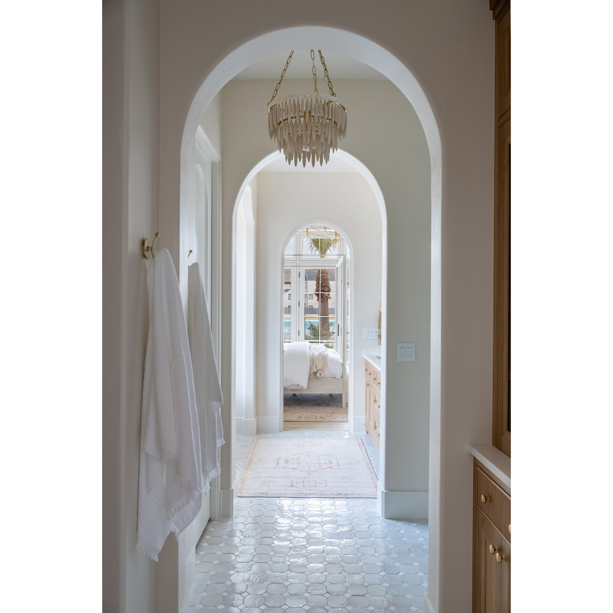 Tiffany Pendant – Maison Roseaux